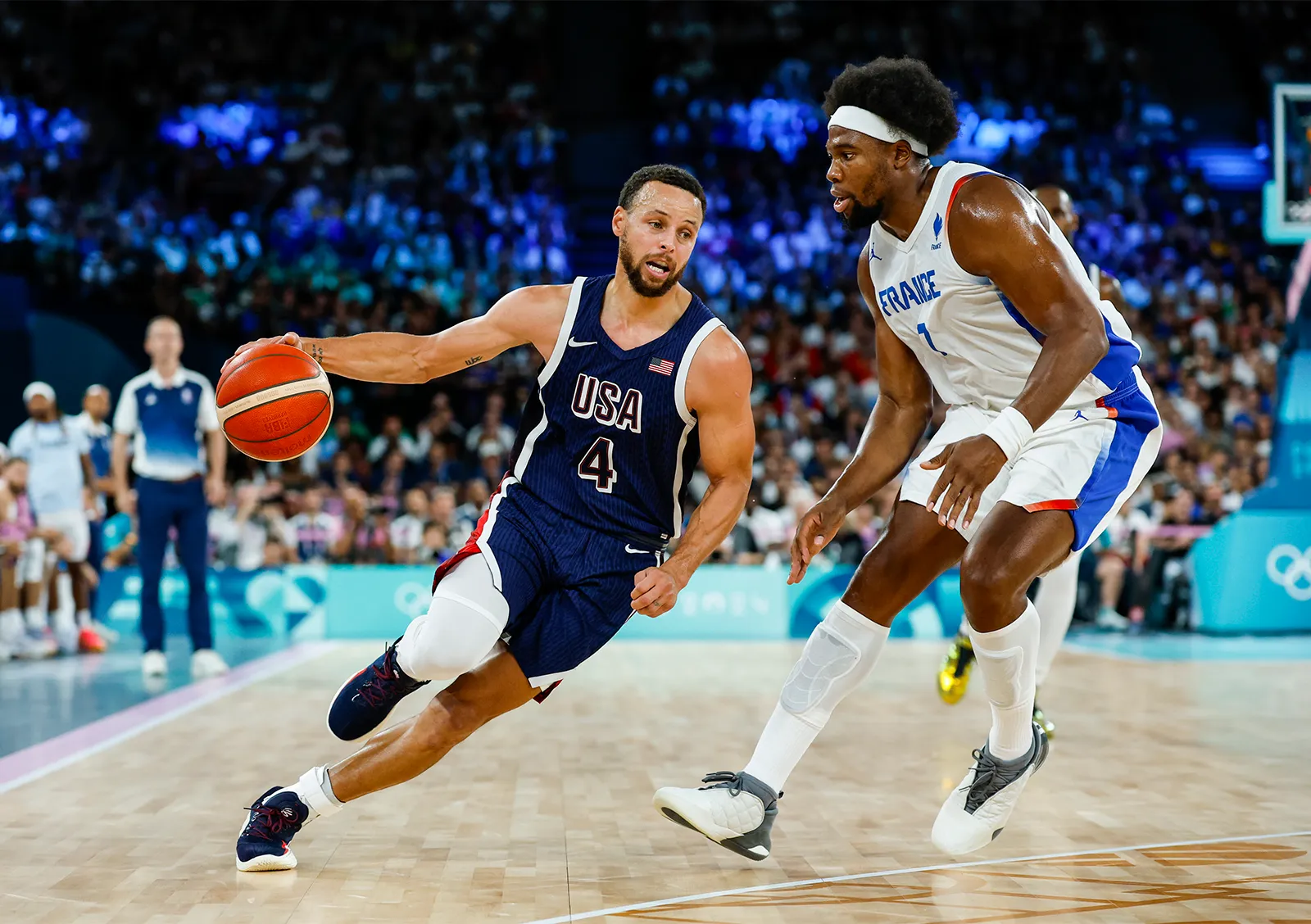 Steph Curry Net Worth in 2025: Basketball, Business, and Beyond ...