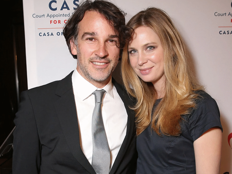 Anne Dudek: The Actress Who Quietly Stole Every Scene She Was In ...